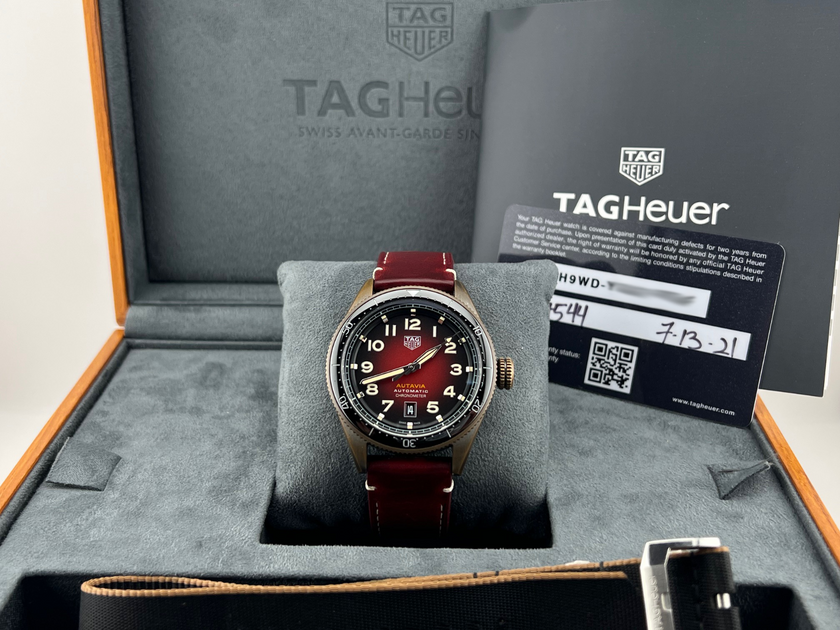 TAG Heuer Autavia Automatic WBE5192.FC8300 42mm Red Dial Bronze Box Pa